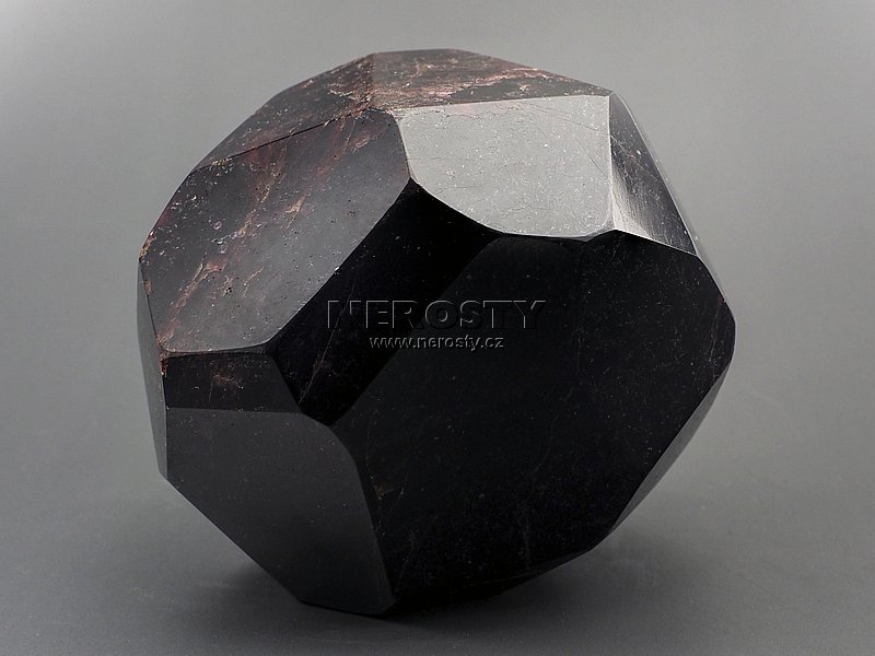 granát almandin #16006 | Magické kameny