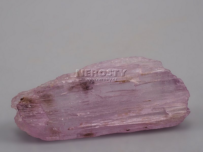 KUNZIT #8589 | Nerosty.cz